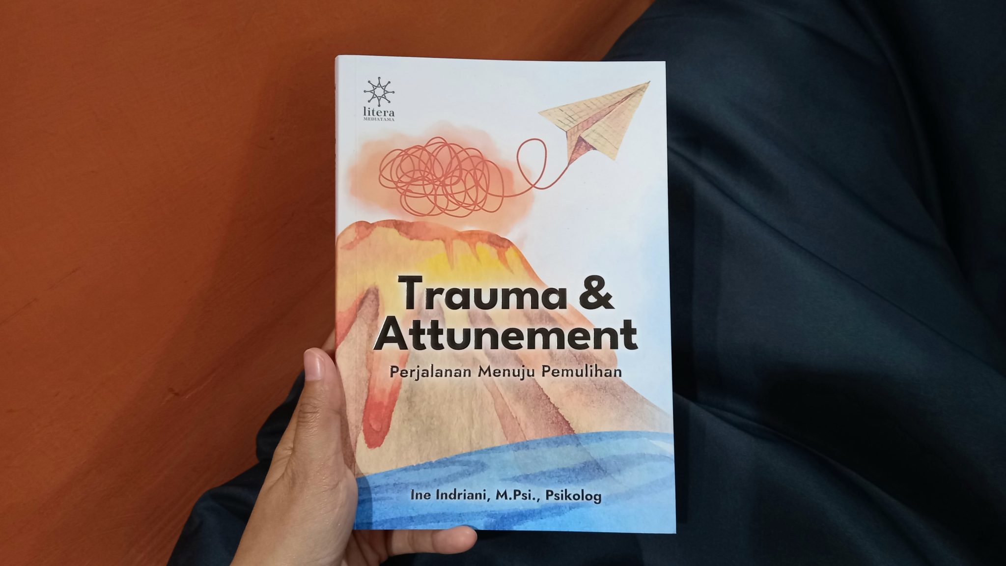 Sudahkah Anda Mengenal, Apa itu Bunga Rampai dalam Karya Tulis Ilmiah ...